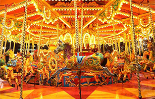 Traditional Rides | Ferris Wheel Hire | Carousel Hire