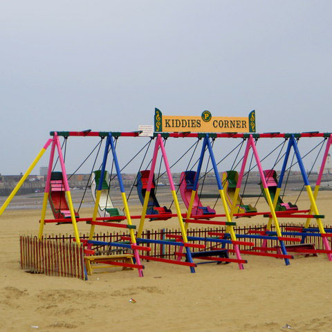 Children's Swing Boats Hire | Poplar Attractions